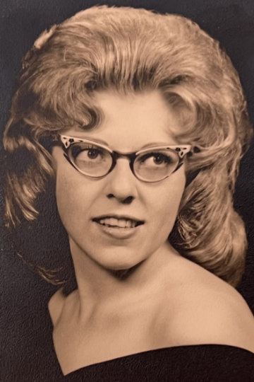 Vicki Lee Slutz 1946-2022 | News, Sports, Jobs - The Vindicator